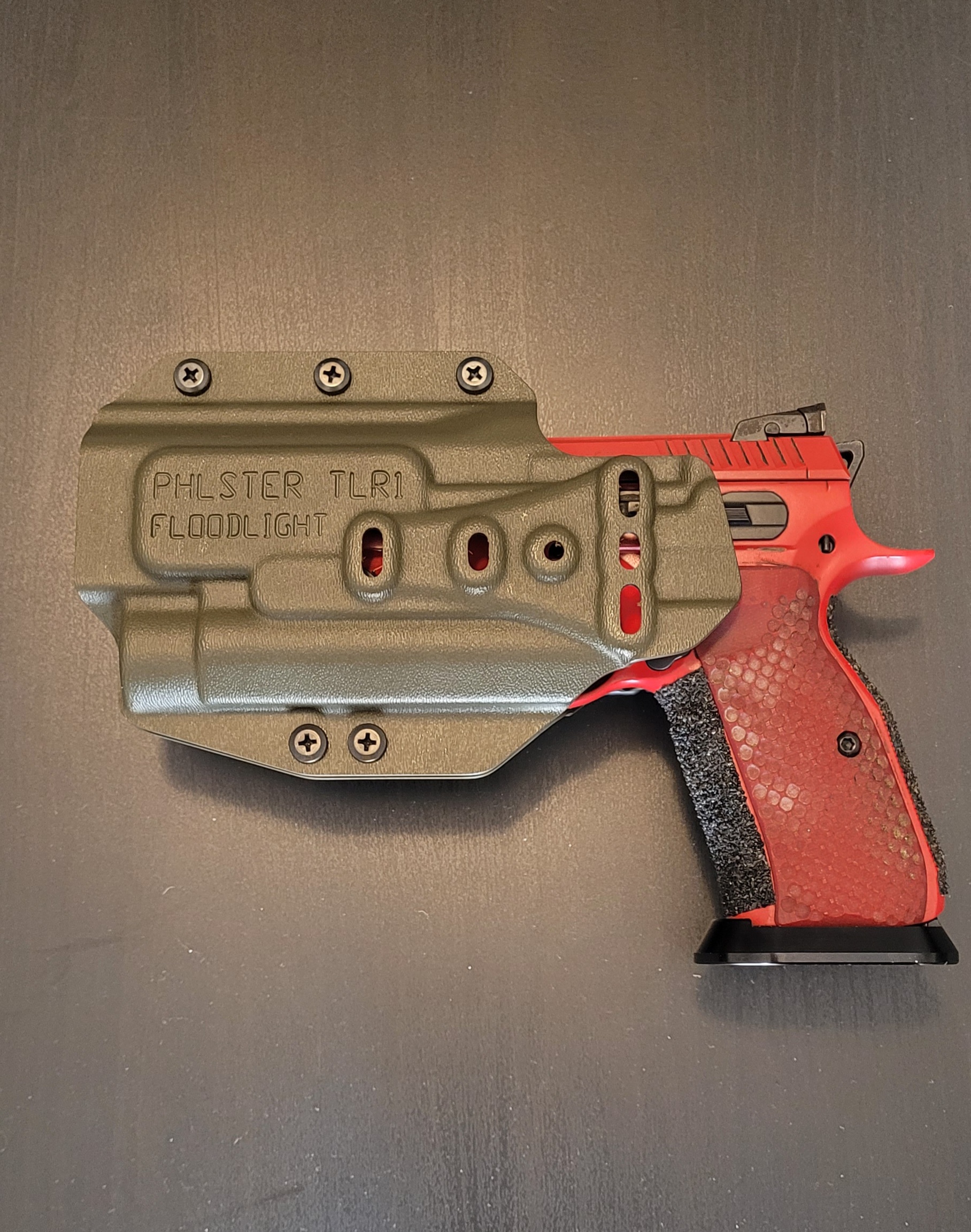 Phlster Floodlight OWB Review – Pro-Gun Millennial